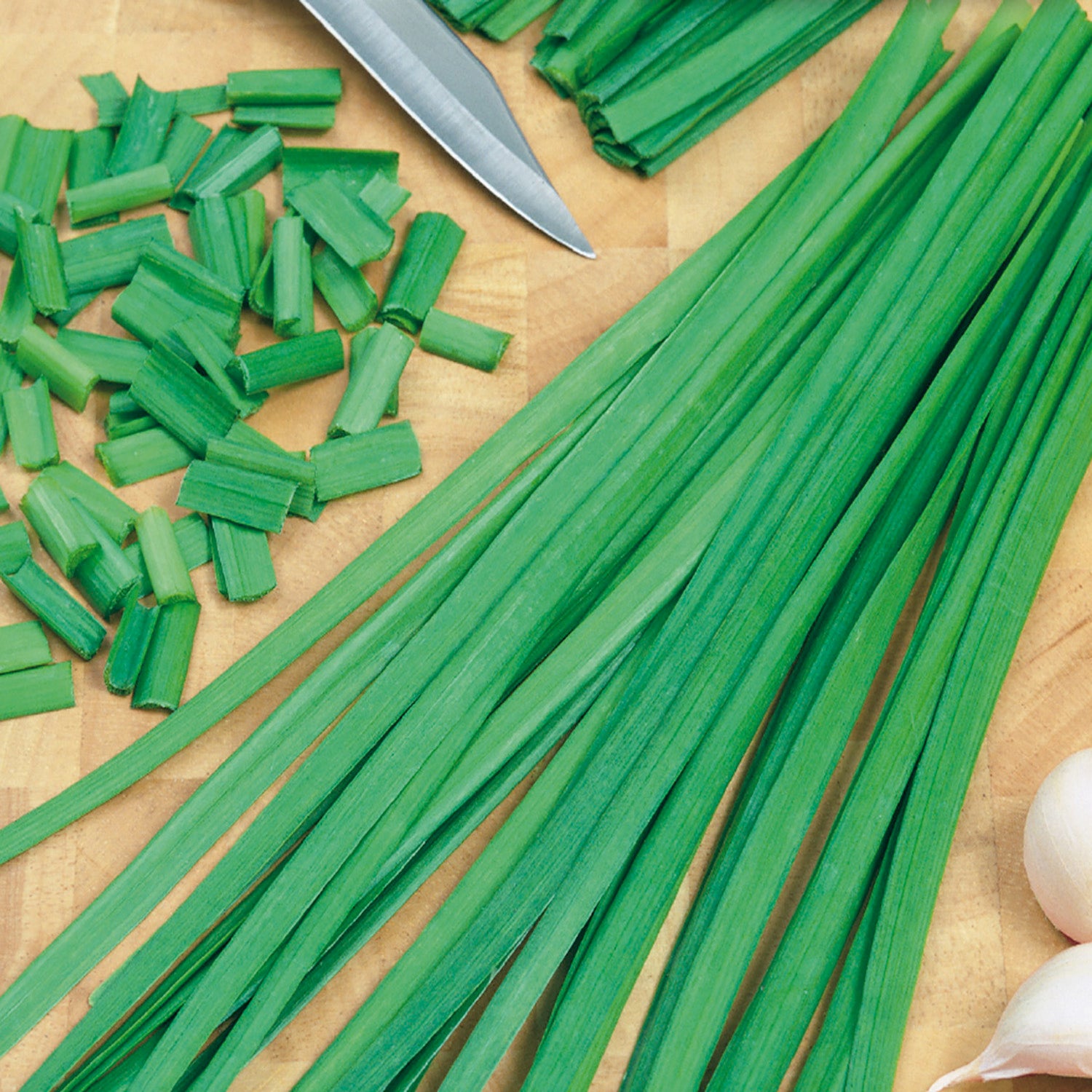 Buy Garlic Chives Herb Seed Online | McKenzie Seeds